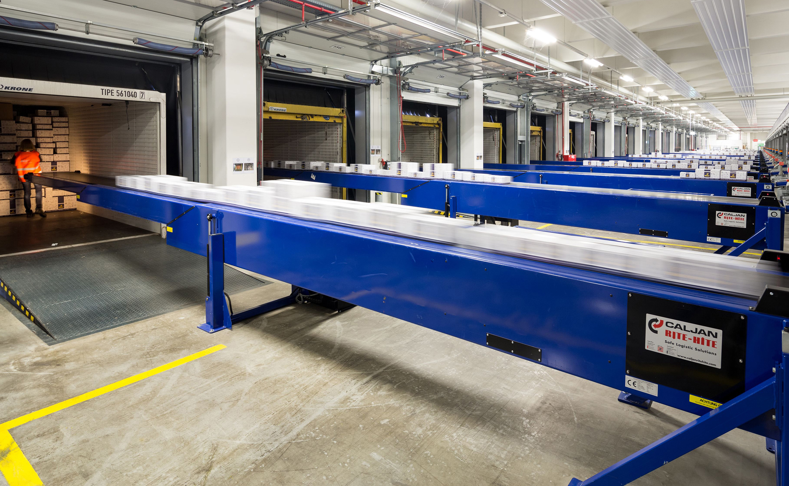 Automatisierung im Hafen: Roboter hilft beim Entleeren von Seecontainern